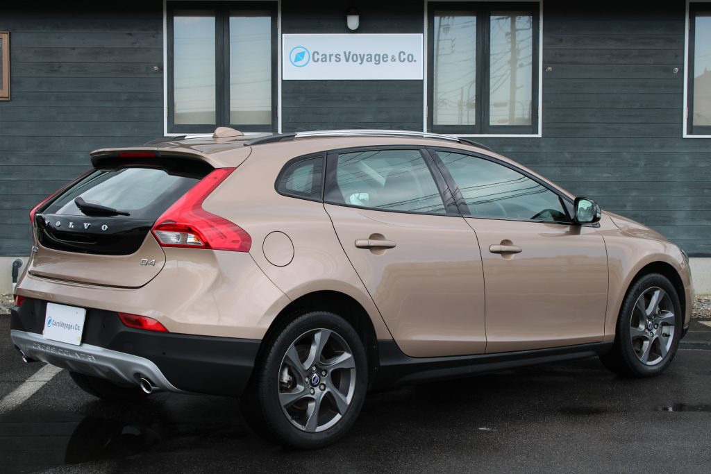 V40 Cross Country D4 SE | Cars Voyage&Co -愛知県岡崎市 ボルボ車 輸入車-
