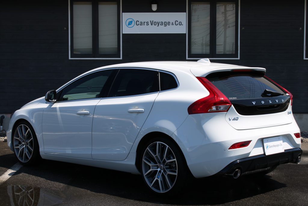 V40 D4 R-DESIGN Tuned by Polestar | Cars Voyage&Co -愛知県岡崎市 ボルボ車 輸入車-