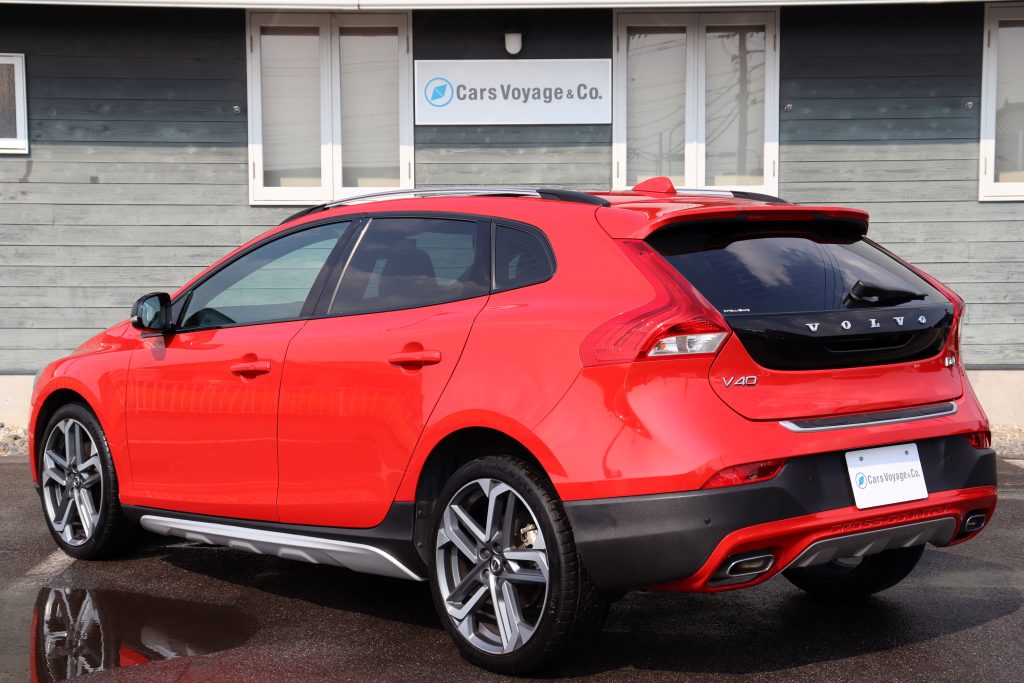 V40 Cross Country D4 Aktiv Edition [150台限定車] | Cars Voyage&Co -愛知県岡崎市 ボルボ車 輸入車-