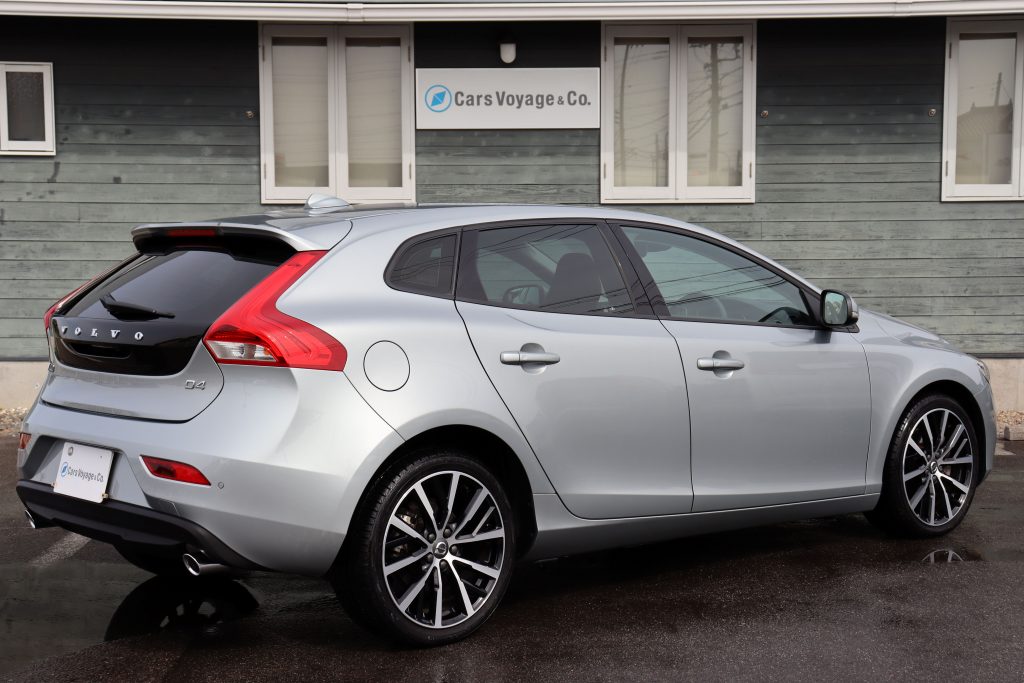 V40 D4 Dynamic Edition | Cars Voyage&Co -愛知県岡崎市 ボルボ車 輸入車-