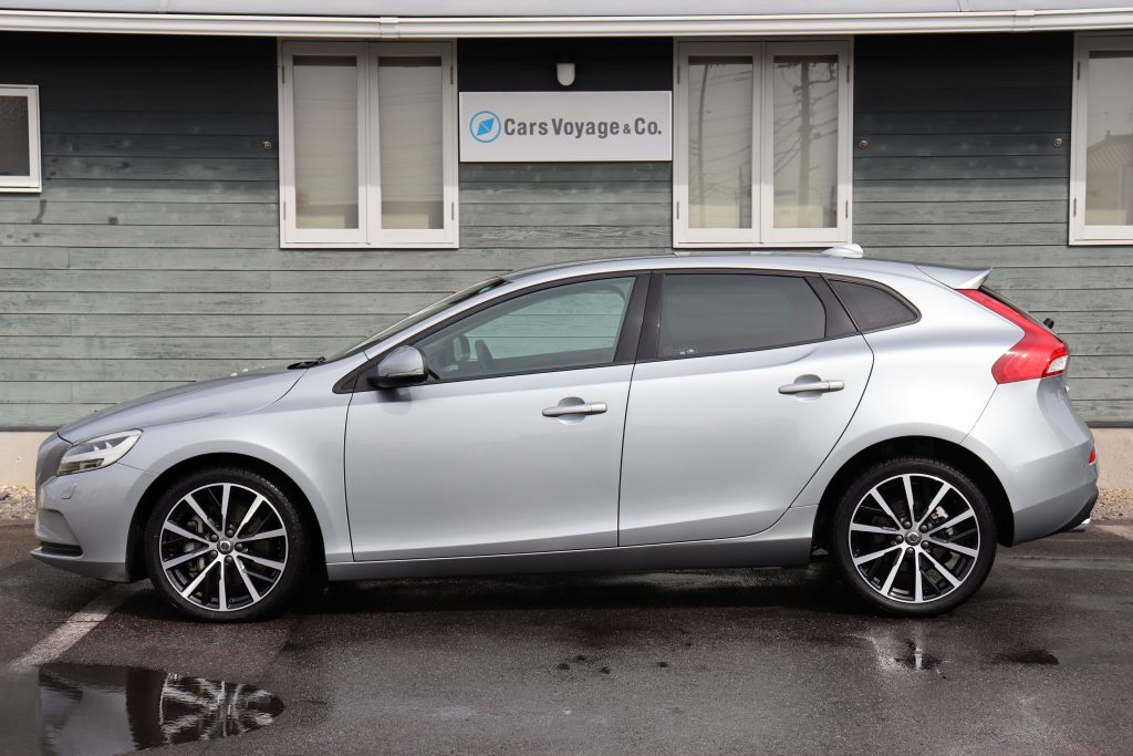 V40 D4 Dynamic Edition | Cars Voyage&Co -愛知県岡崎市 ボルボ車 輸入車-